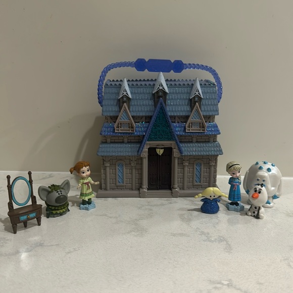 Disney | Toys | Disney Animators Collection Littles Arendelle Castle ...